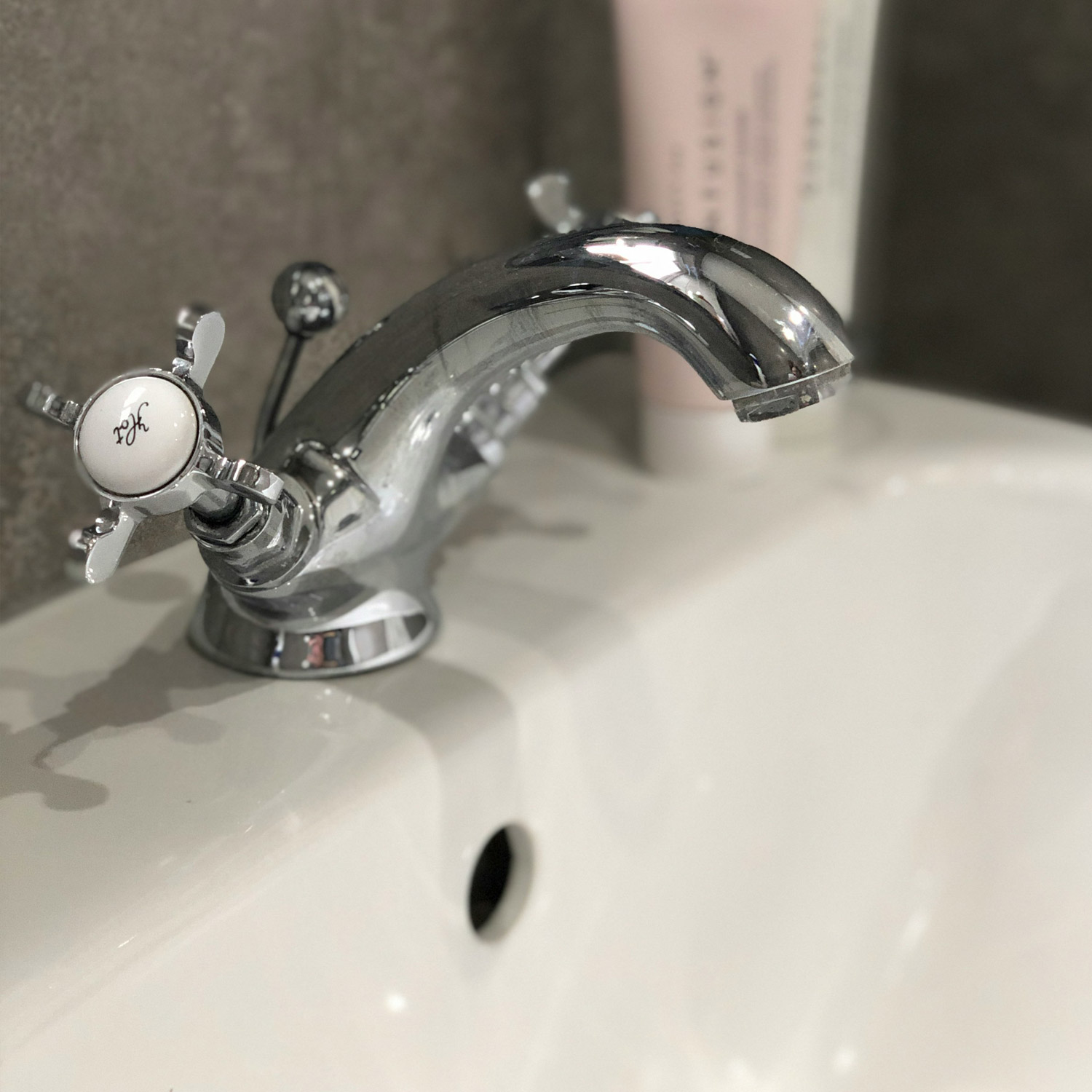 Hotel Temperature Monitoring - myDevices